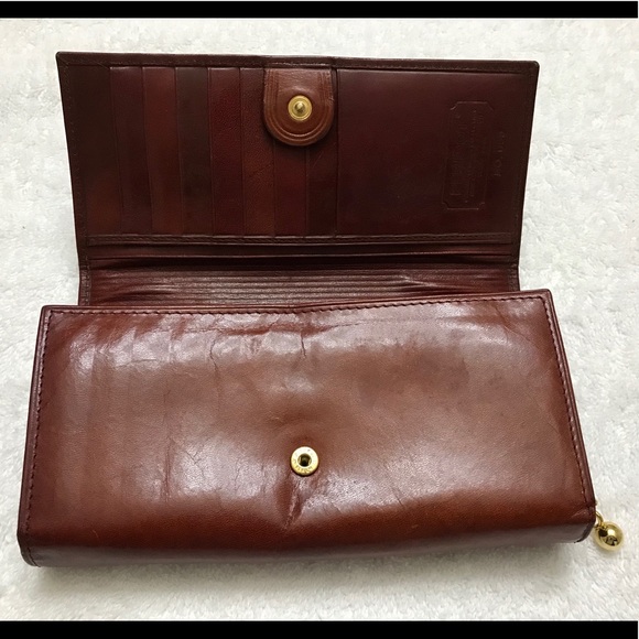 PERIDOT | Bags | Peridot Leather Wallet | Poshmark